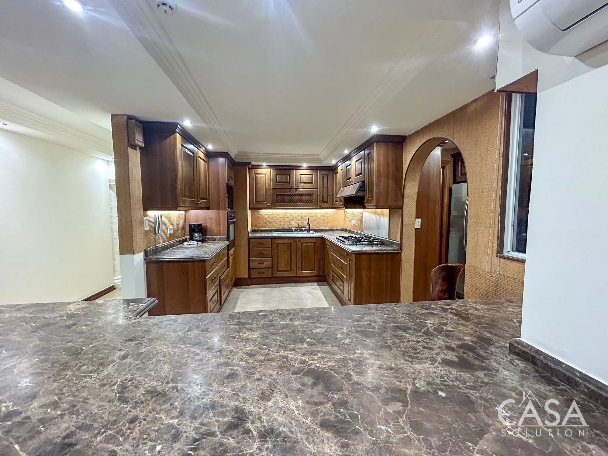 Spacious 3-bedroom condo for sale in Bella Vista with city views ...